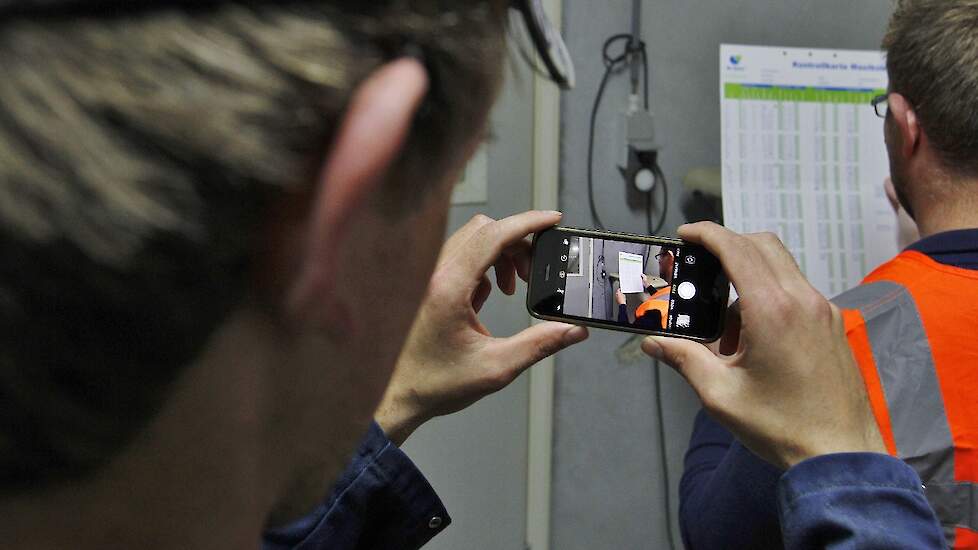 Kabinet 'op ramkoers' met vleessector over NVWA-tarieven | Pluimveeweb ...