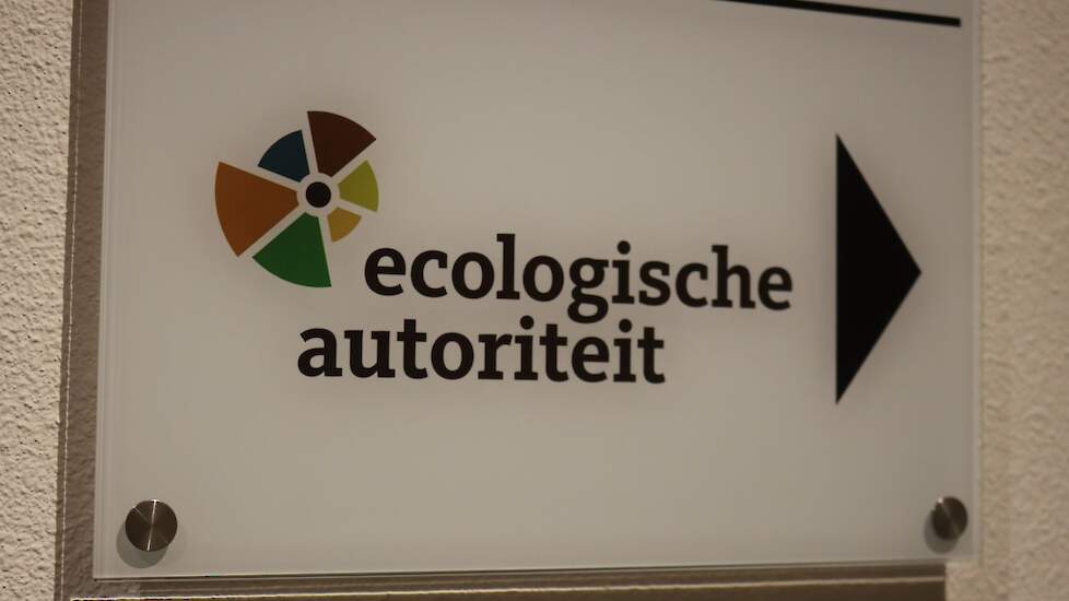 Column: Ecologische Autoriteit is helaas ook alarmistisch | Pluimveeweb ... Column: Ecologische Autoriteit is helaas ook alarmistisch | Pluimveeweb ...